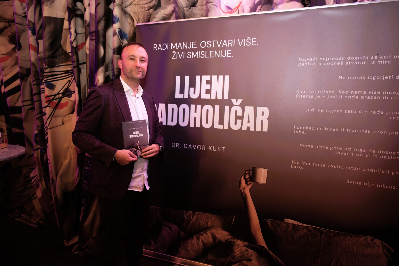 Održana promocija knjige „Lijeni radoholičar“ dr. Davora Kusta - više od stotinu uzvanika ...